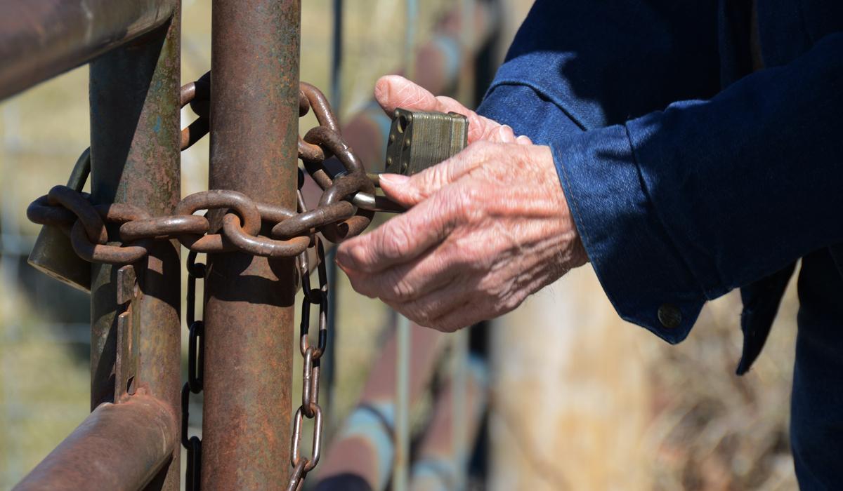 Gardaí urge Longford farmers to 'lock up & light up' - Longford Live