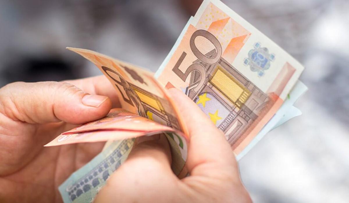 ALERT: Are you eligible for little-known Social Welfare top-up payment ...