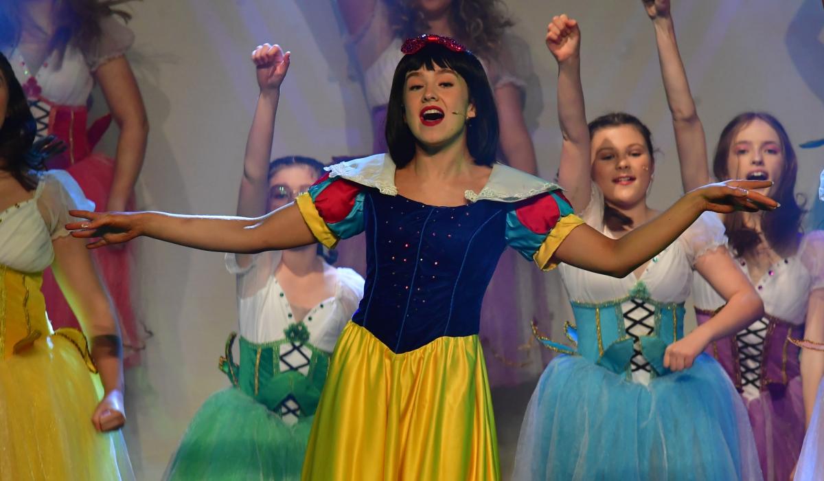 ‘Snow White’ brings panto magic alive to Longford audiences - Longford Live