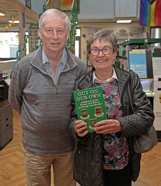 PICTURES | Big night in Longford library as Benny Reid's launches his ...
